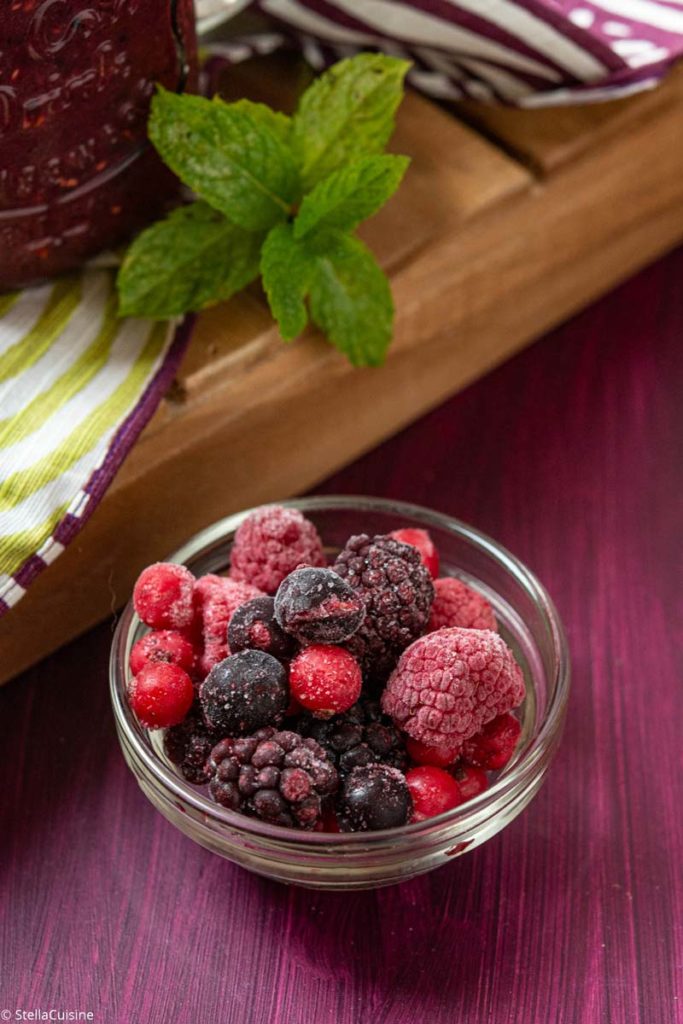 Recette de Smoothie aux fruits rouges surgelés bio, pomme, fleur d ...