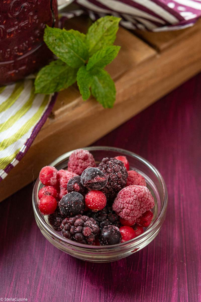 Recette de Smoothie aux fruits rouges surgelés bio, pomme, fleur d ...